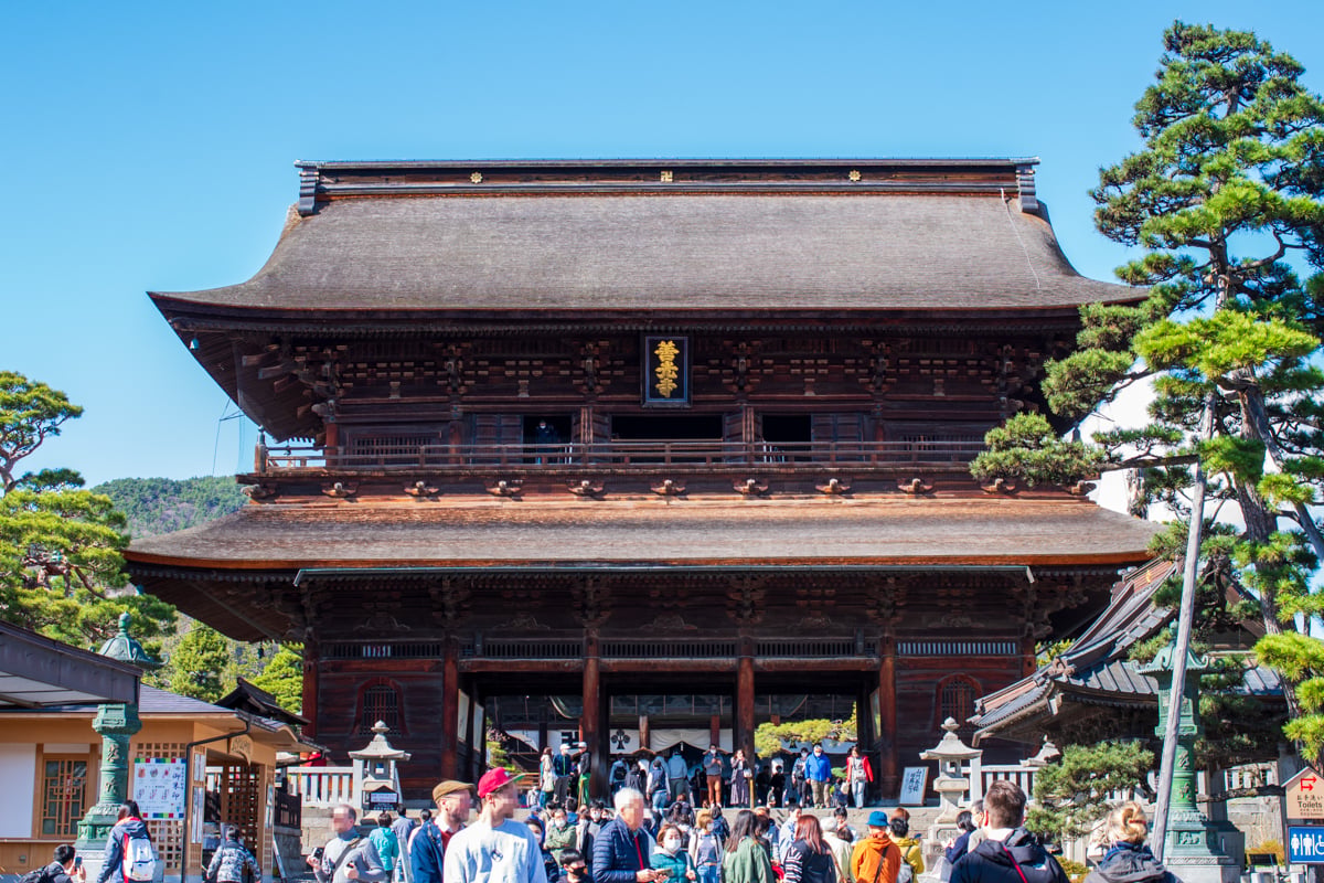 Zenkoji Temple Travel Guide | Go! NAGANO Official Travel Guide of ...
